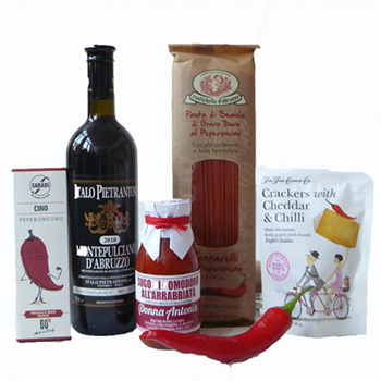 Send Italian Chili Cucina Gift Set Worldwide